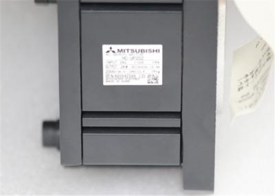 Cina Servomotore industriale HC-UF202 3AC 110V 24A 2000R/MIN di Mitsubishi 2.0KW in vendita