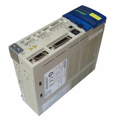 Cina Il servo rifornimento 1A 200V di CA 200VAC di OMRON R7D-BP01H carica 100 la monofase di W 230 V in vendita