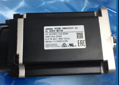 China R88M-1M40030T-S2 industriële Servomotor OMRON 3000 t/min-Reeks R88M Te koop