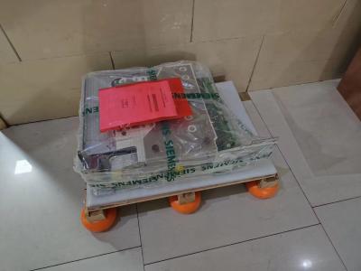 中国 Siemens 6SL3352-1AE36-1CA1 380-480 VAC 490のAMP 50/60のHZ 3段階力ブロック 販売のため