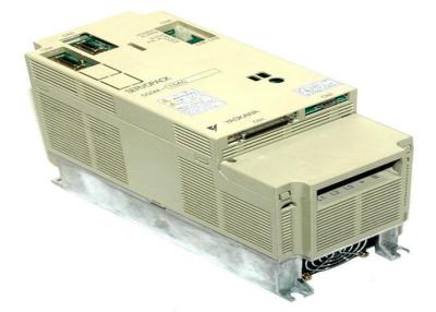 中国 SGDM-15AC サーボパック ヤスカワ 電動サーボドライブ 1.5KW 200 - 230 V-AC 段階:3 販売のため