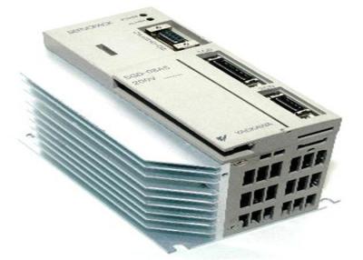 Cina Pacchetto industriale introdotto azionamento elettrico di SGDE-08AS Yaskawa servo 1phase 11.0AMPS servo in vendita