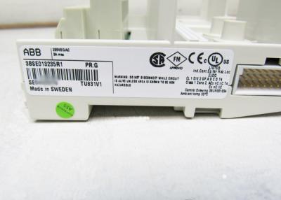 Cina 3BSE013235R1 TU831V1 ha esteso il modulo dell'ingresso/uscita dei terminali S800 del segnale del MTU 250V in vendita
