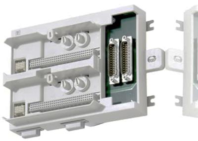 Cina Modulo del blocchetto terminali TU852 3BSE069964R1 S800 di TU851 3BSE068782R1 in vendita