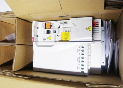 Cina Azionamenti di CA di bassa tensione di ACS355-03E-12A5-4 ABB 3AUA0000058190 ACS355 in vendita