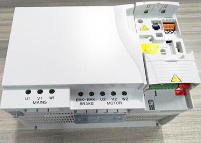 China Movimentação 3AUA0000058195 22kW 30HP IP20 da maquinaria ACS355-03E-44A0-4 à venda