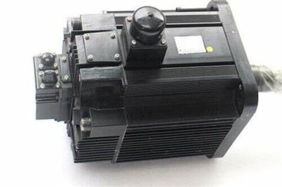China De SERVOmotorac van sgmrs-44a2a-YR21 Yaskawa SIGMA s-AS 38.1A InsF 1500r/min 200VAC 4400W Te koop
