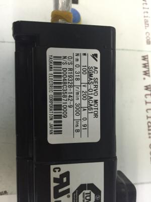 中国 SGM-04A3S011 ヤスカワ インスB アクサーボモーター 200V 400W 1.27N-m 17ビット絶対エンコーダー 販売のため