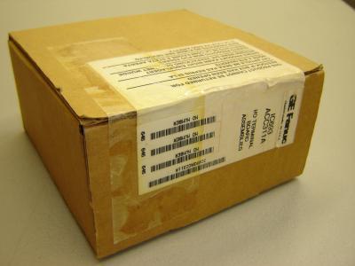 Cina IC693ACC311 GE Fanuc I/O Terminal Blocks Serie 90-30 Moduli di I/O IC693 in vendita