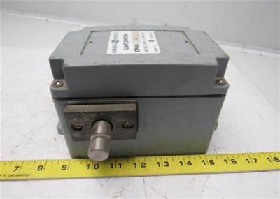 Cina GE IC9445A200AB 120/240 VAC o 125 VDC a uscita +5VDC 24 moduli di ingresso VDC in vendita