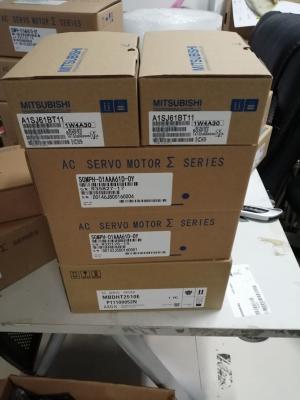 Cina 100 Watt 200V Servomotori piccoli e potenti Yaskawa SGMPH-01A1A-YR21 Lunga durata in vendita
