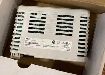 中国 ABB AO810V2 3BSE038415R1 アナログ出力制御のための高効率デジタルIOモジュール 販売のため