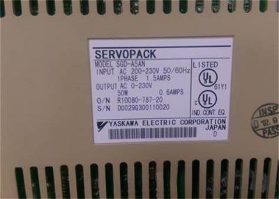 Cina Servo motori industriali Yaskawa Brand SGD-A5AN Nuova scatola originale in vendita