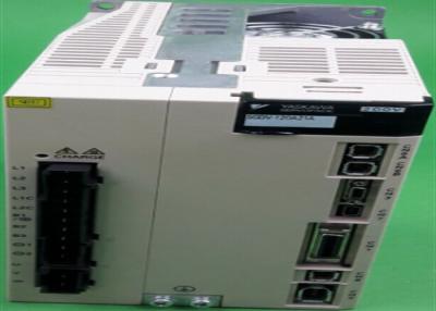 Cina Nuovo Yaskawa SGDV-120A21A AC Servo Amplificatore Original Box in vendita