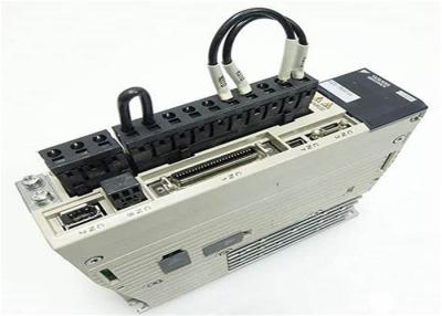 Cina Yaskawa SGDV-1R6A21A 220V AC Servo Amplificatore 0.2kw Nuovo Originale in vendita