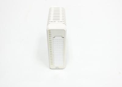 中国 ABB DO840 3BSE020838R1 8チャネル2つのグループに分離されたI-Oモジュール 販売のため