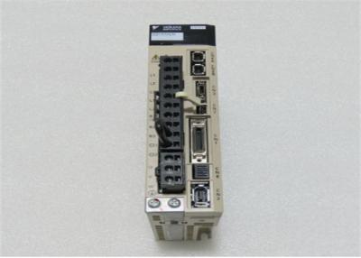 中国 ヤスカワ SGDV-R70F21A 230V AC サーボアンプ 販売のため