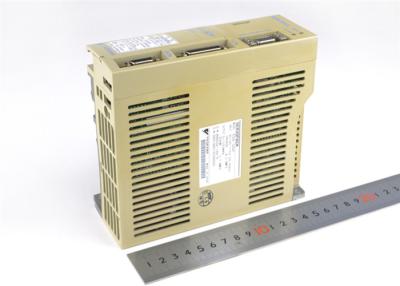 中国 ヤスカワ SGDE-02BP AC サーボアンプ オリジナルボックスで新品 販売のため