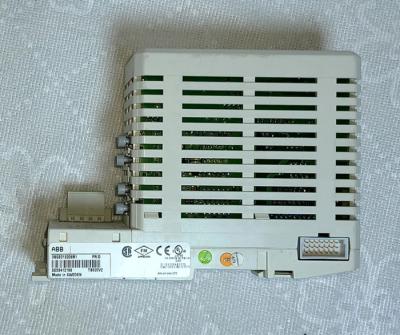 Cina ABB TB820V2 3BSE013208R1 Modulo di comunicazione modem di clusterbus in vendita