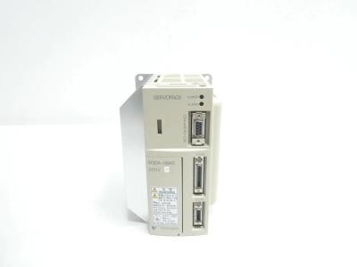 中国 ヤスカワ サーボドライブ 750w SGDA-08ASP オリジナルボックスで新品 販売のため