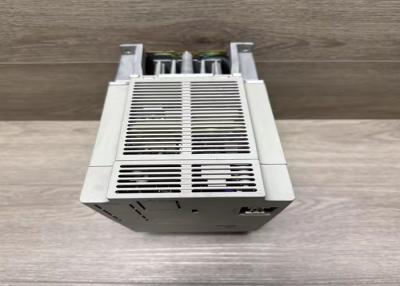 Cina Yaskawa SGDB-10ADS 200V AC Servo Drives Nuovo e originale in vendita