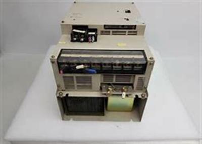 Cina SGDB-1EADG Yaskawa Brand Servo Drives Nuovo in scatola originale 200V in vendita