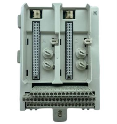 Cina ABB 3BSE020850R1 TU842 Unità di terminazione del modulo MTU 50V ridondante in vendita