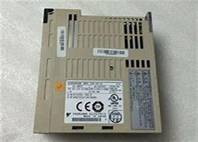 Cina Servo amplificatore Yaskawa SGDS-A5F12A Nuova scatola originale in vendita