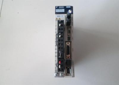 中国 ヤスカワ SGDV-1R6A25A 200V ACサーボドライブ 全新 オリジナルボックス 販売のため