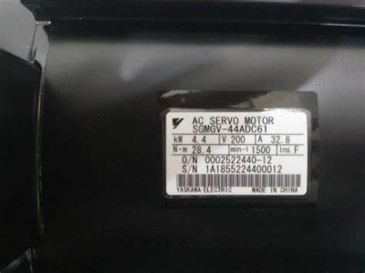Китай Yaskawa SGMGV-44ADC61 AC Servo Motor Industry совершенно новый в коробке продается