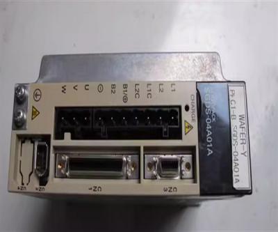 中国 SGDS-01A01A ヤスカワ シグマIIIシリーズ セルボパック 産業用セルボモーター 販売のため