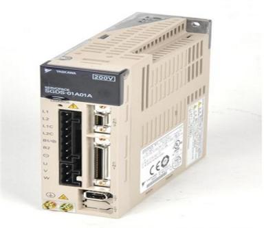 Cina SGDS-01A01A Yaskawa Sigma Serie III Servopack motore servo industriale in vendita