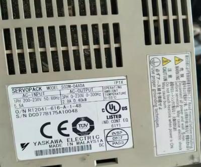 中国 YASKAWA SGD-04APY61 AC SERVO AMPLIFIER 200-230V 6/2.6A 50/60Hz 新しい 販売のため