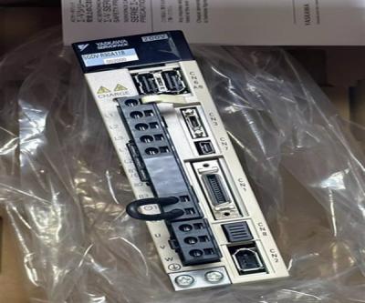 Cina Yaskawa SGD-08AH AC SERVO AMPLIFIER 200-230V 11/4.1A 50/60HZ NUOVO in vendita