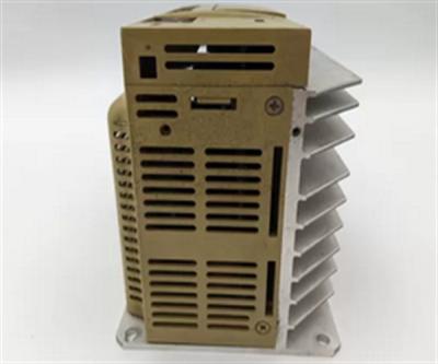 中国 新しいヤスカワ サーボモーター モーター SGD-08ASY25 AC サーボアンプ 販売のため