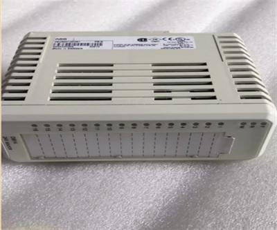 Cina ABB DI811 3BSE008552R1 PR:C PLC Modulo DI 811 S800 Input digitale 48V 48V in vendita