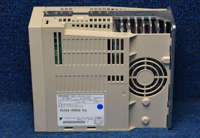 China Yaskawa CACR-4R4-JS1VA AC servo drive Máxima queda/rede 31 à venda