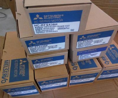 中国 三?? サーボモーターHC-UFS352 Srvmtr 3.5kw ブレーキ2000rpm 新品 販売のため