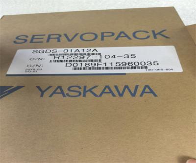 China Servo SGDS     01A12A Servopack Yaskawa 200V série de amplificadores à venda