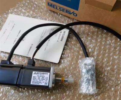 Cina Mitsubishi HC-MFS13K AC Servo Motor 3AC 0.9A 60V 3000RPM NUOVO in vendita