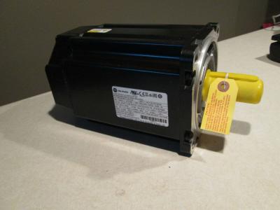 中国 アレン・ブラッドリー MPM-B1651C-MJ72AA MPMシリーズ MPM 480V AC回転サーボモーター 販売のため