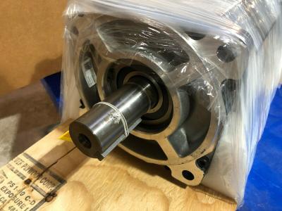 China ALLEN-BRADLEY MPM-B2153B-MJ72AA MPM-Série MPM 480V AC Servomotor rotativo à venda