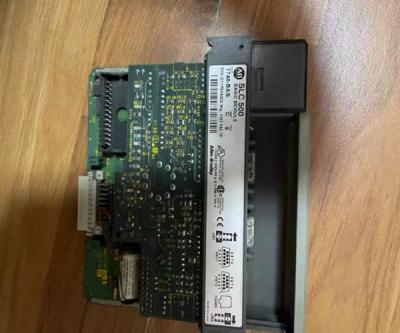 Cina 1746-BAS BASIC Modulo a slot singolo Allen-Bradley SLC 500 BASIC Rockwell Automation in vendita