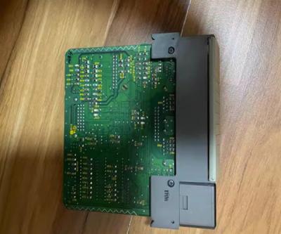Cina 1746-BAS BASIC Modulo a slot singolo Allen-Bradley SLC 500 BASIC Rockwell Automation in vendita