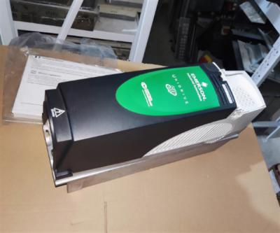 Chine SP1402 Techniques de commande Module d'alimentation électrique redondant monté sur panneau SP Unidrive avec numéro de pièce KJ3201X1-BA1 à vendre