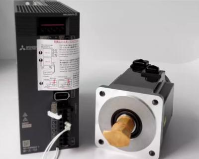 China Mitsubishi Servo Motors HC-SFS52K Em estoque Garantia de um ano Original importado à venda