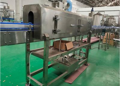 China 2100x1050x2000mm Full Auto 1.3KW Zelfklevend Etiketmachine Te koop
