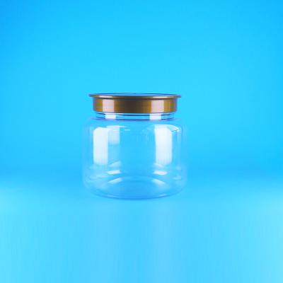 China 750ml Clear PET Round Wide Mouth Plastic Candy Chocolate Containers With Screw Lids for sale