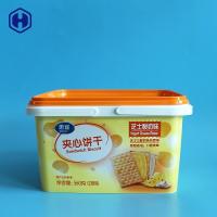 China 3.2L Square Stackable Plastic PP Tubs with Two Handles and IML Lid 110mm for sale