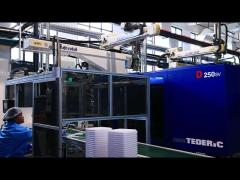 Le tazze di plastica su misura del parfait del yogurt di logo non rovesciano i piccoli recipienti di plastica rotondi